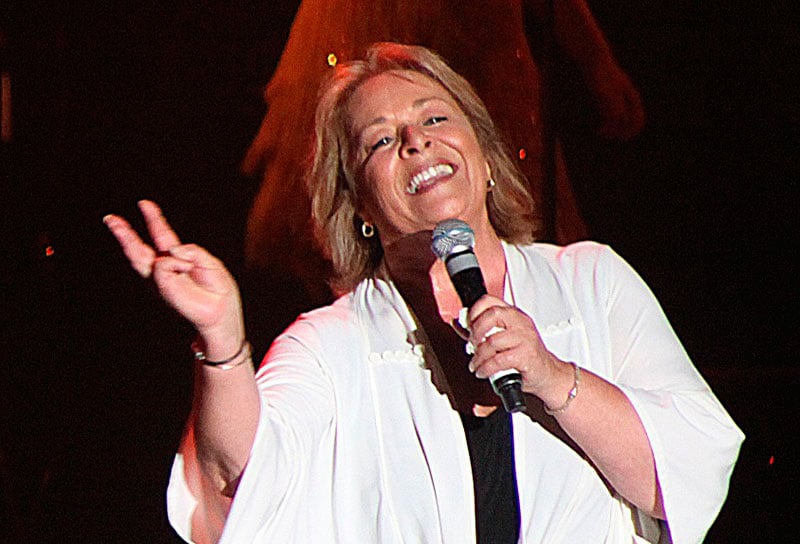Colleen-Hewett-thumb – The Echo