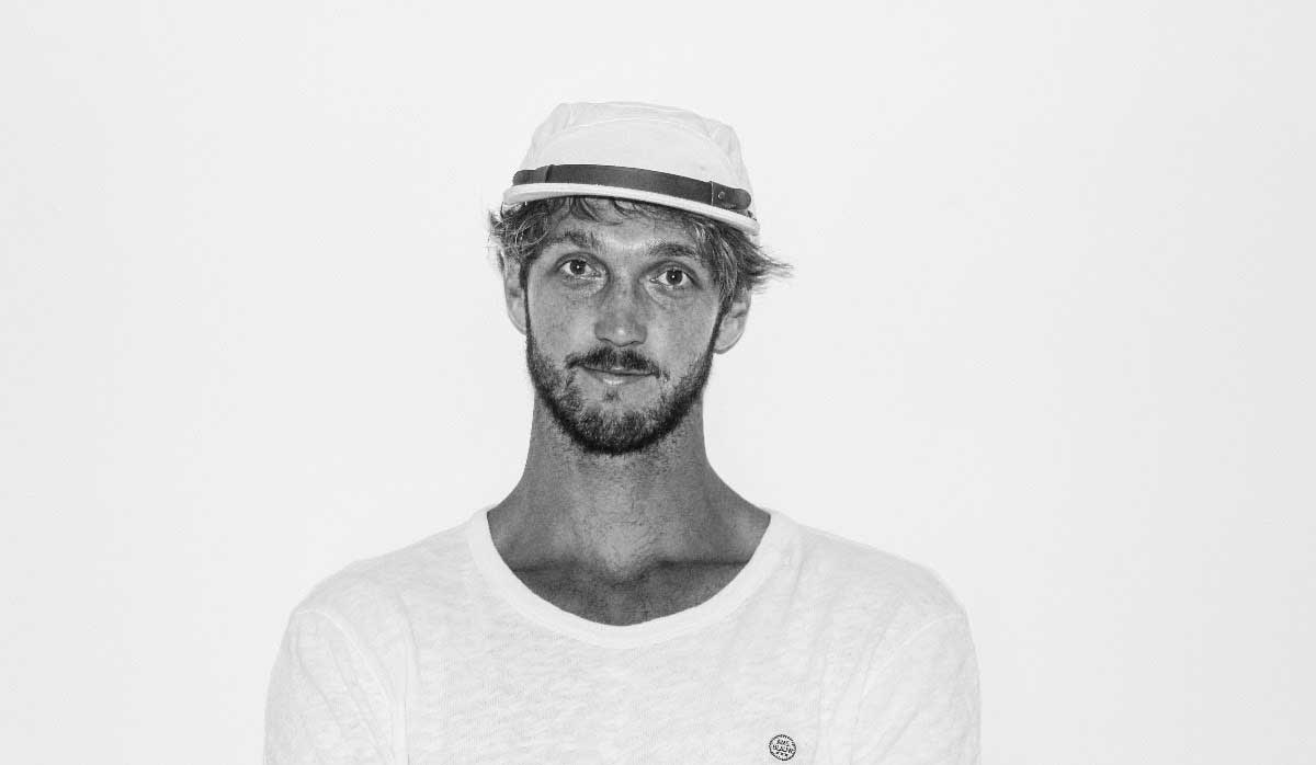 Nick Cunningham to play Falls Byron by popular vote. – The Echo