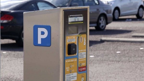 Pay parking installed in Broken Head – The Echo