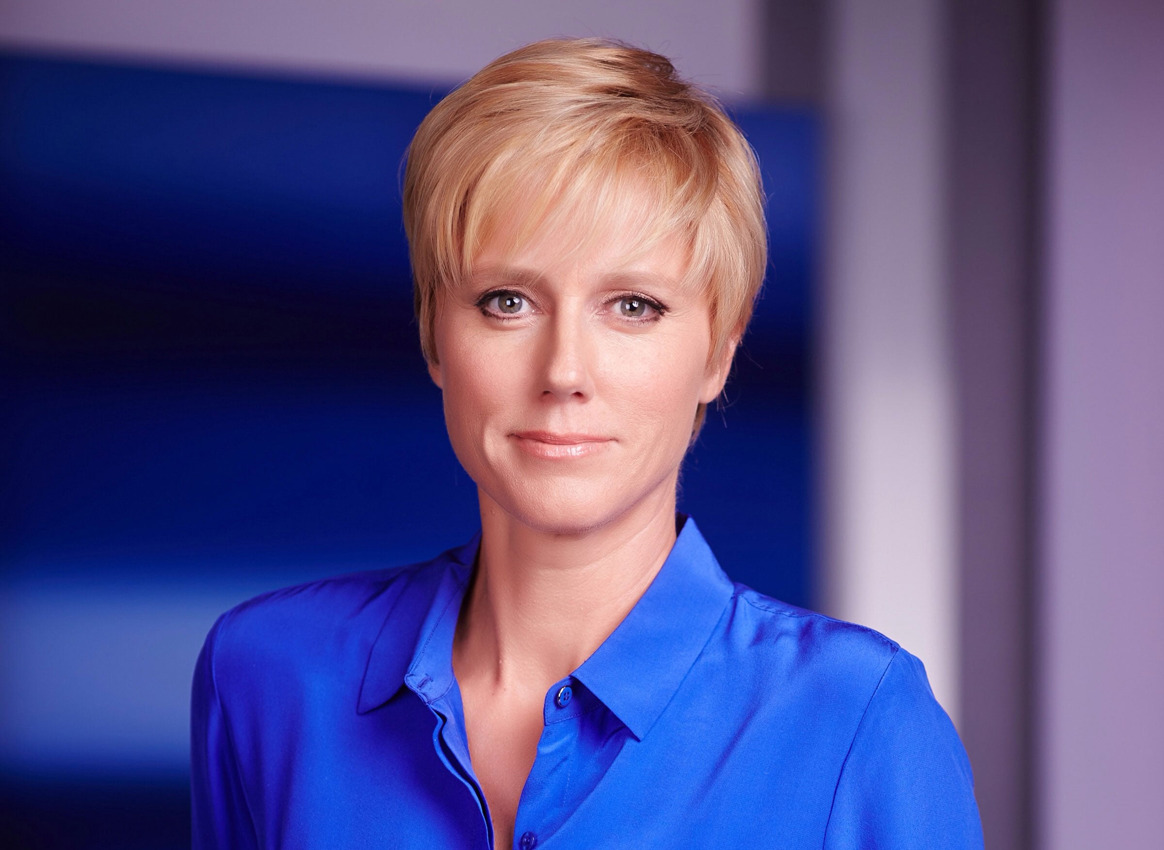 Date change – Kerry interviews Zoe Daniel – The Echo