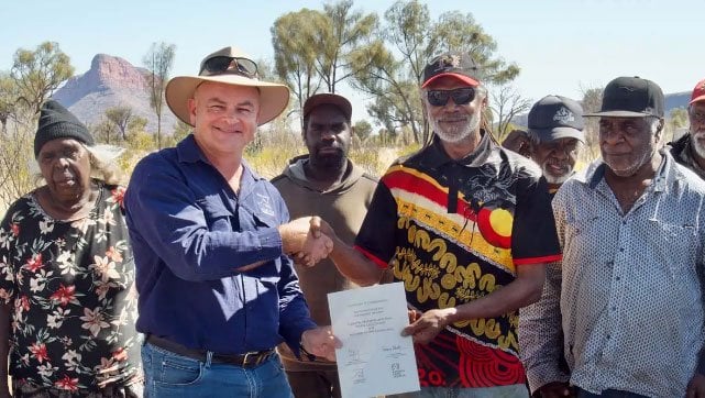 Traditional-Owners-of-the-Ngalurrtju-Aboriginal-Land-Trust – The Echo
