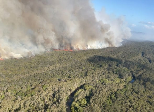 Water bombing continues on Byron-Bruns fire in preparation for hot ...