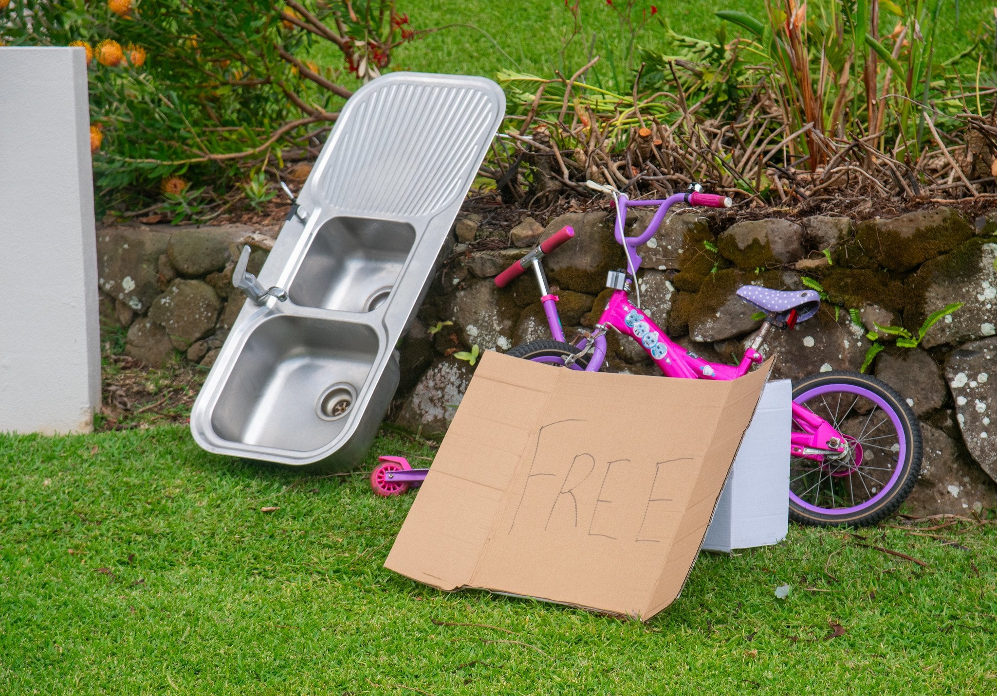 Another successful Second Hand Saturday – The Echo