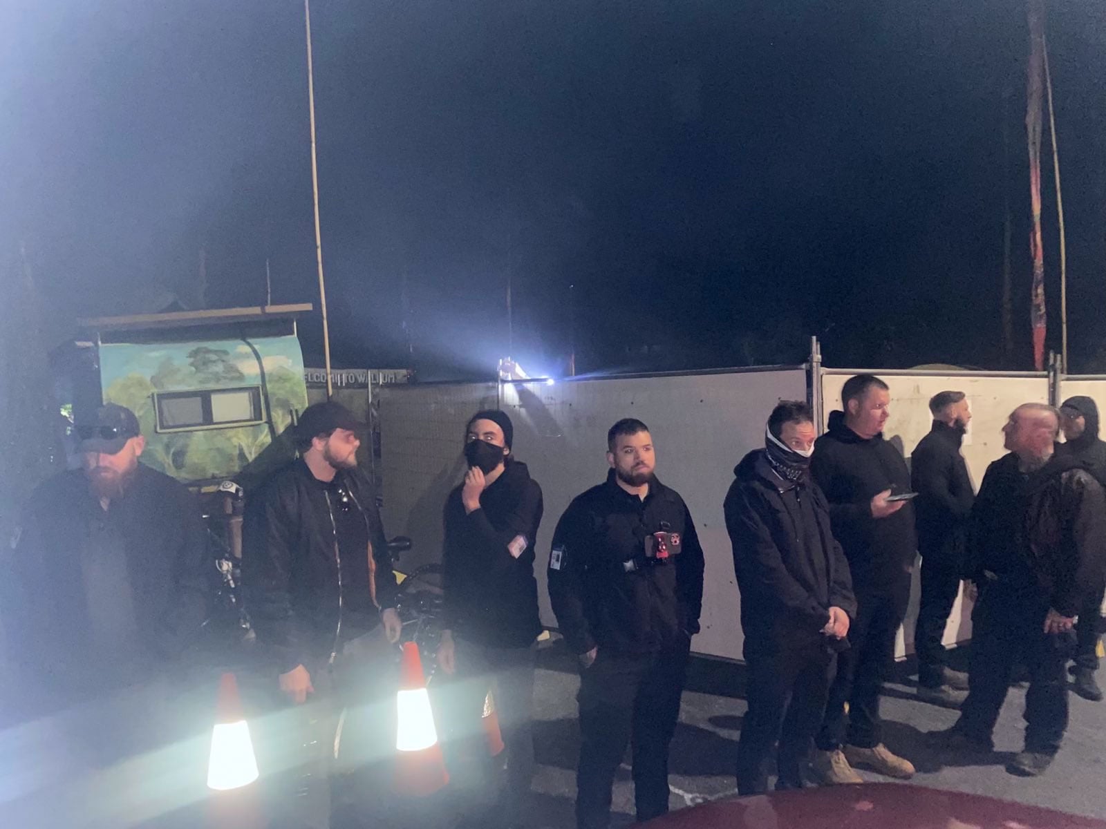 Pre-dawn raid on Wallum as security fences off blockade camp – The Echo