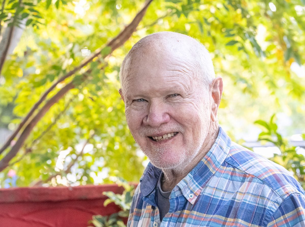 John Bennett receives an OAM – The Echo